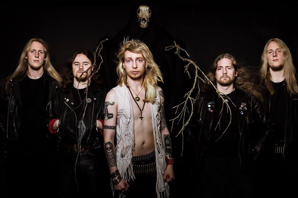 INTO BATTLE: LUNAR SHADOW – Iron Fist Magazine